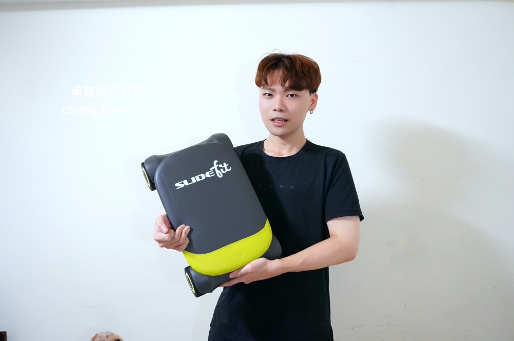 居家運動器材【Wonder Core Slide Fit 健身滑板】核心健身器材推薦，深蹲、捲腹、健腹輪一氣呵成！30 多種以上動作變化，針對 ...